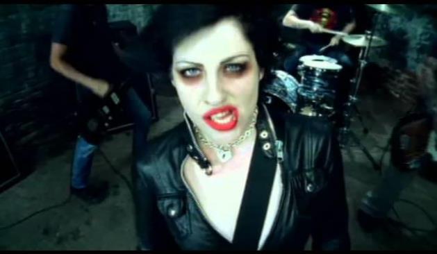 The DISTILLERS - Coral fang : en studio et en concert | Culturesco