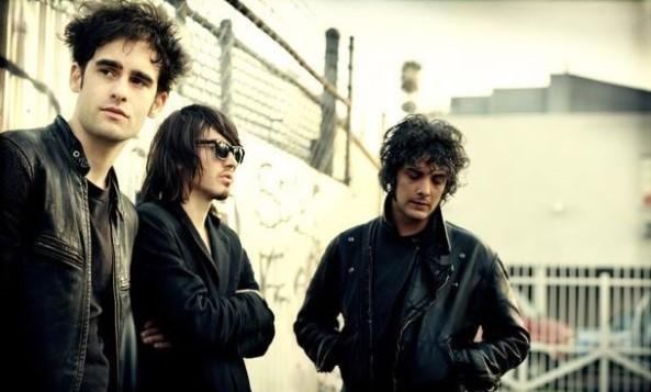 BLACK REBEL MOTORCYCLE CLUB : leur premier album, B.R.M.C. - Culturesco